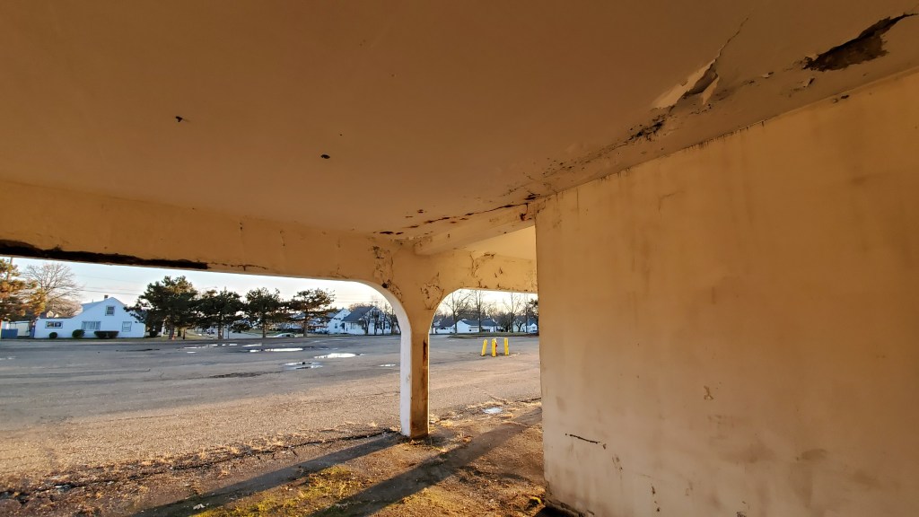 Canton Centre (Mellett) Mall: The Little Mall That Couldn’t – Dad Blog